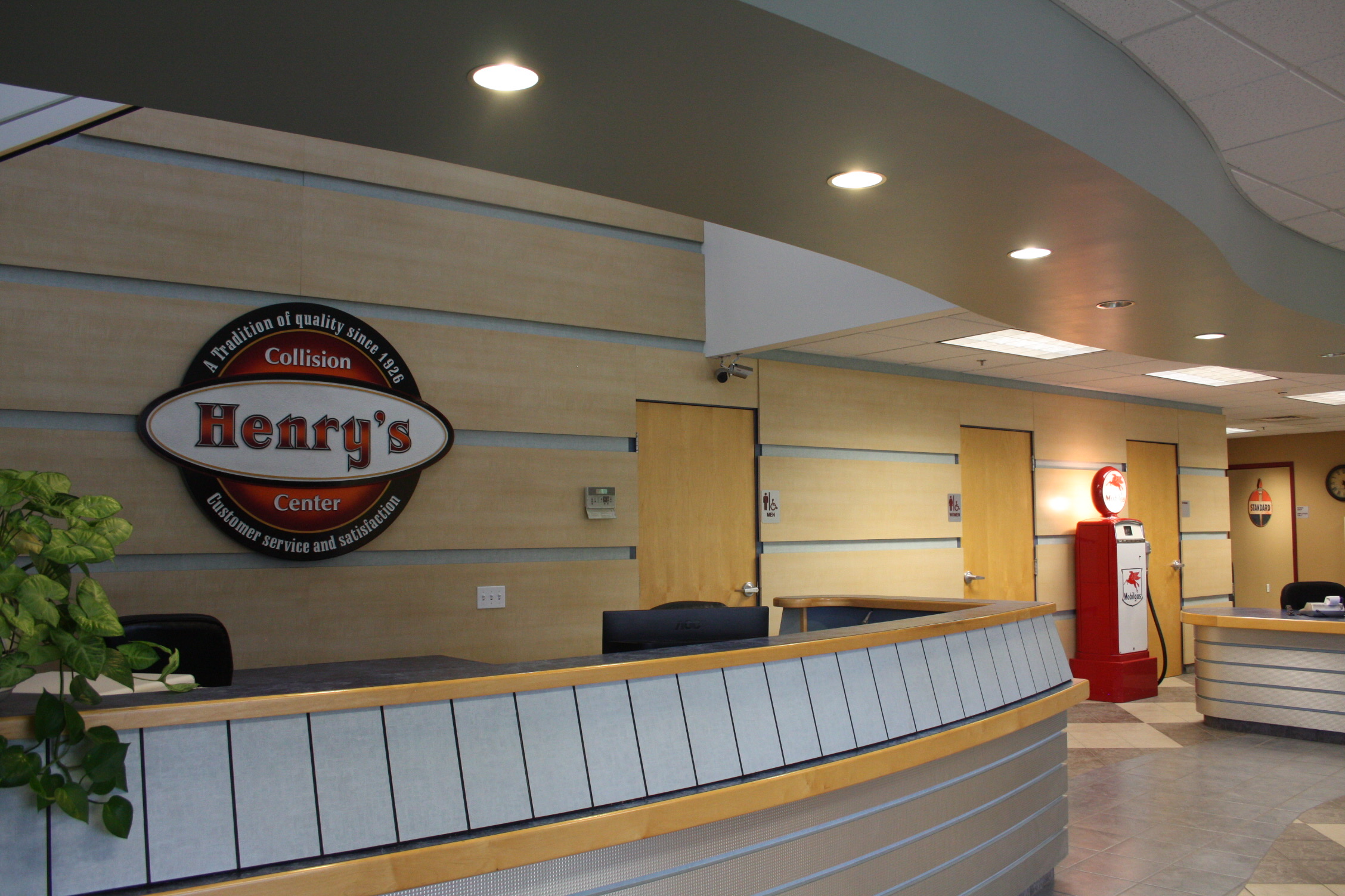 IMG_4835 - Henrys Auto Body